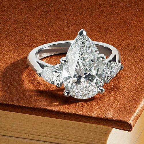 De Beers Jewellers | Home of Diamonds since 1888 | De Beers CA